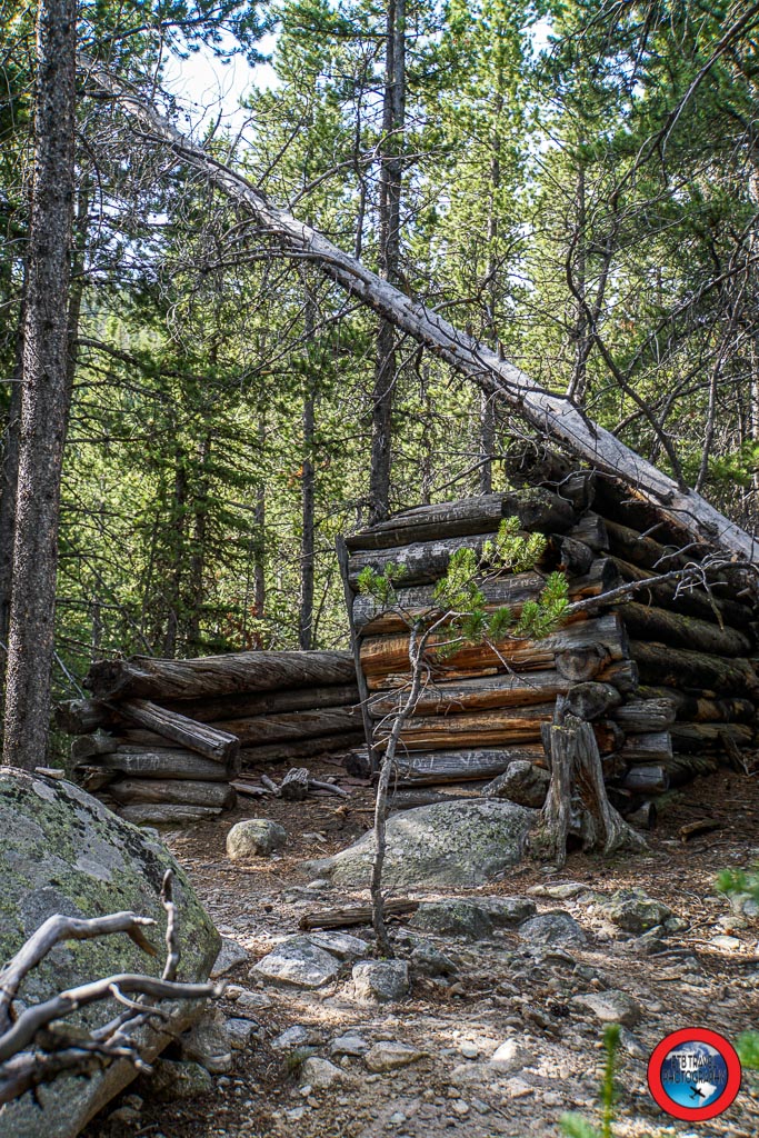 Happy Hiking: Basin Lakes Trail - ETB Travel Photography